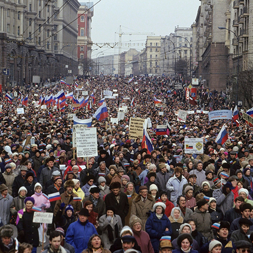The End of Communism and the Rise of Putin: Insights from a Reporter in ...